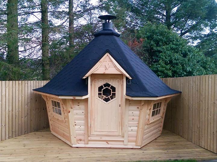 Exclusive Grill Cabin | timberescapes.com.au